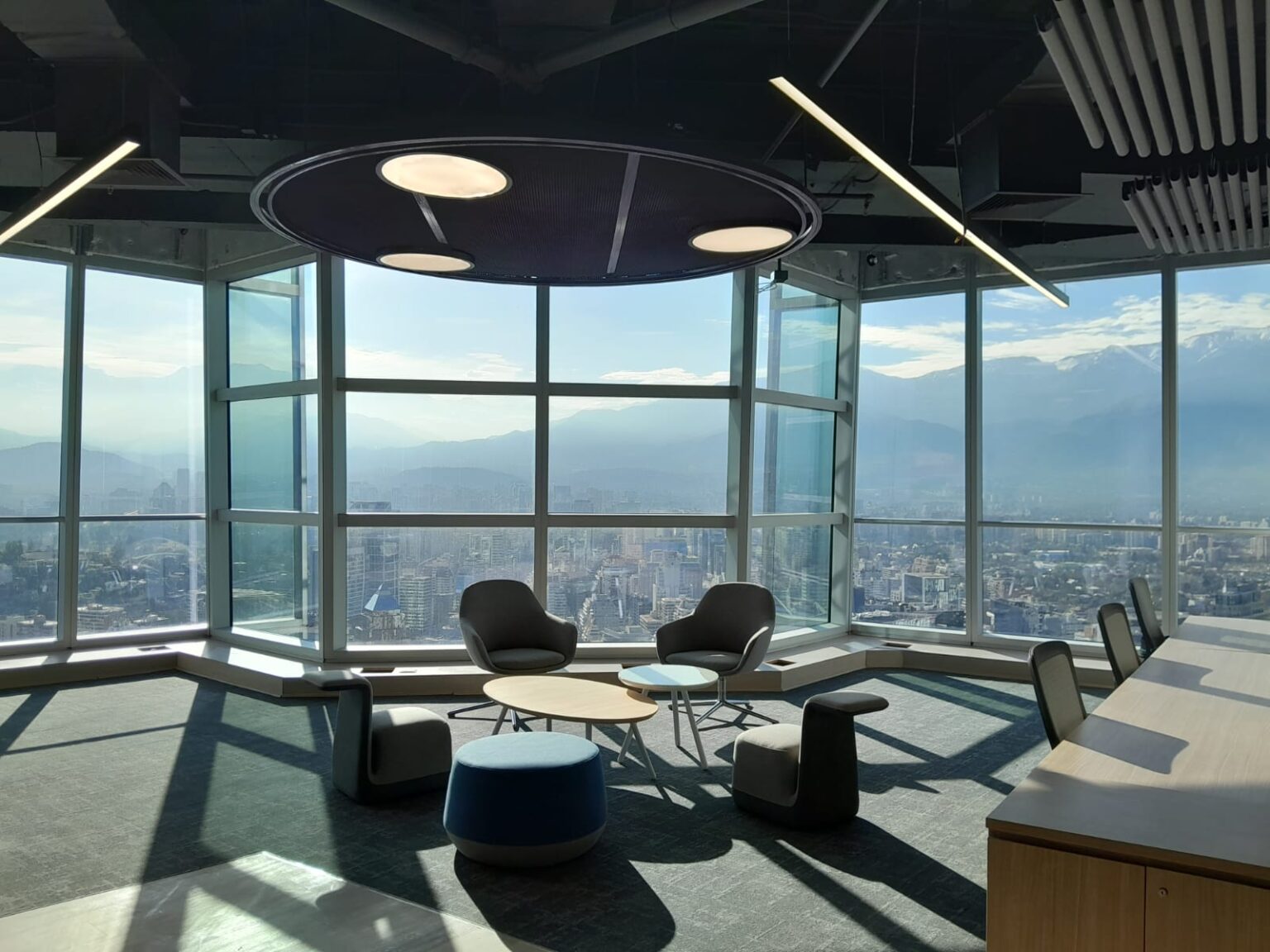Experian Office– Costanera Center Tower - Urbina Group